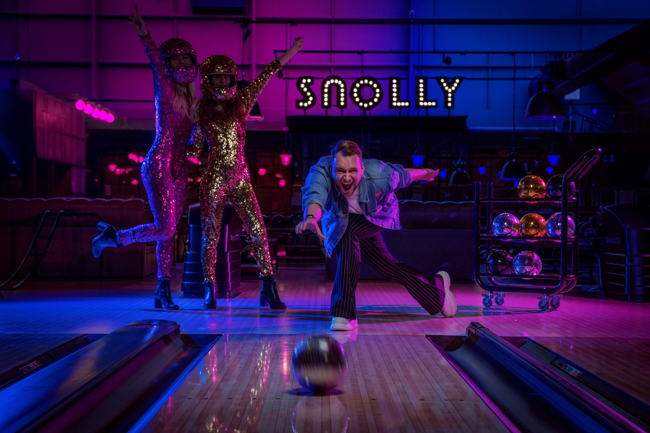 Team Disco Snolly boeken of inhuren? Dat kan bij StudentEvent! StudentEvent